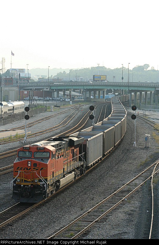 BNSF 6146